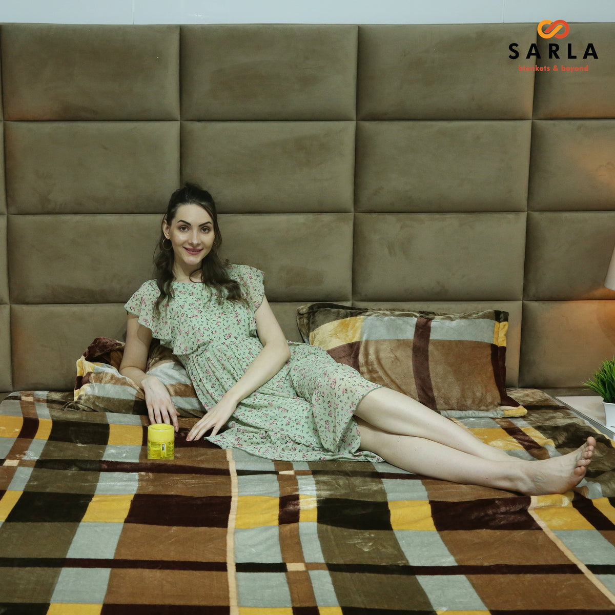 Jalsa Bedsheet Set – Sarla Blankets and Beyond